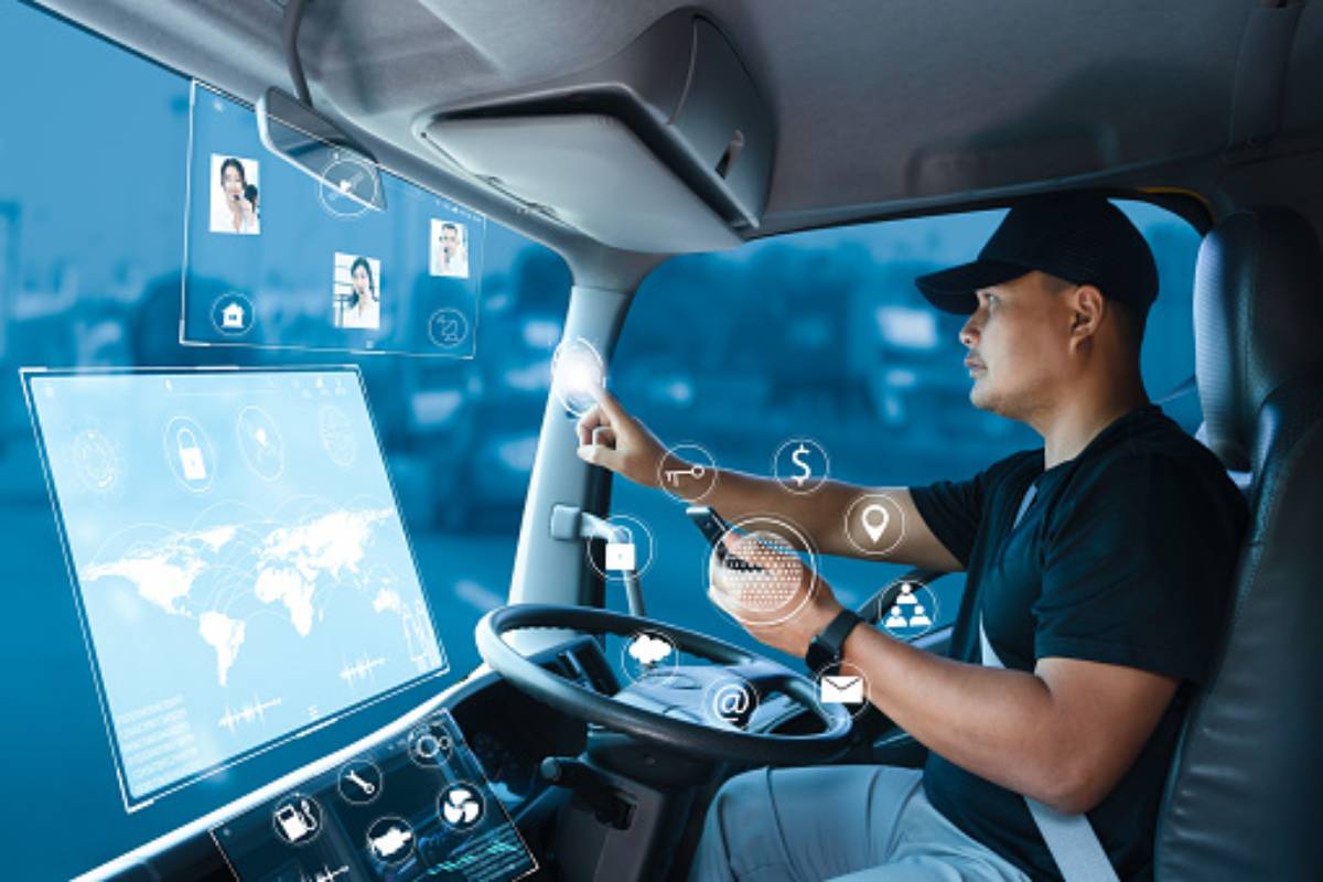 5 Essential Types Of Tech For Truck Drivers